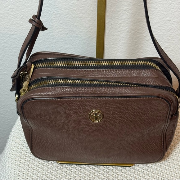 Tory Burch | Bags | Tory Burch Brown Leather Robinson Double Zip ...